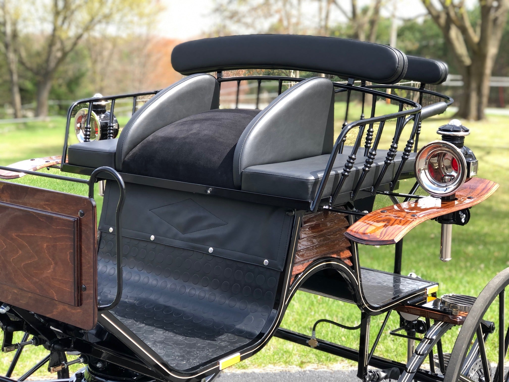 New Horse Carriages | Midwest Custom Carriages